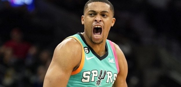 Keldon Johnson, el heredero de Tim Duncan y Tony Parker en los Spurs ...